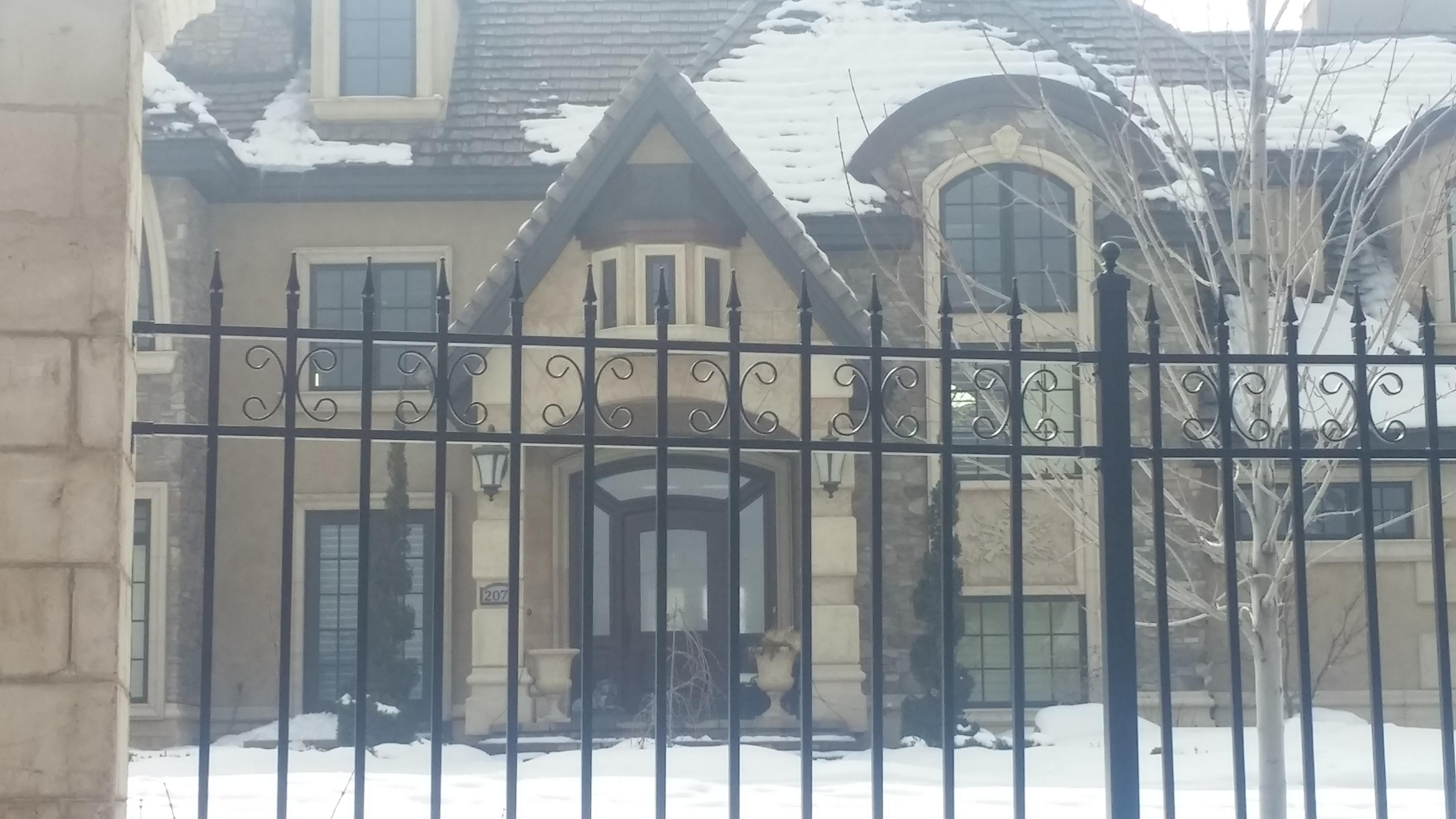 Police raid Utah properties of well-known polygamist Kingston Clan | KUTV